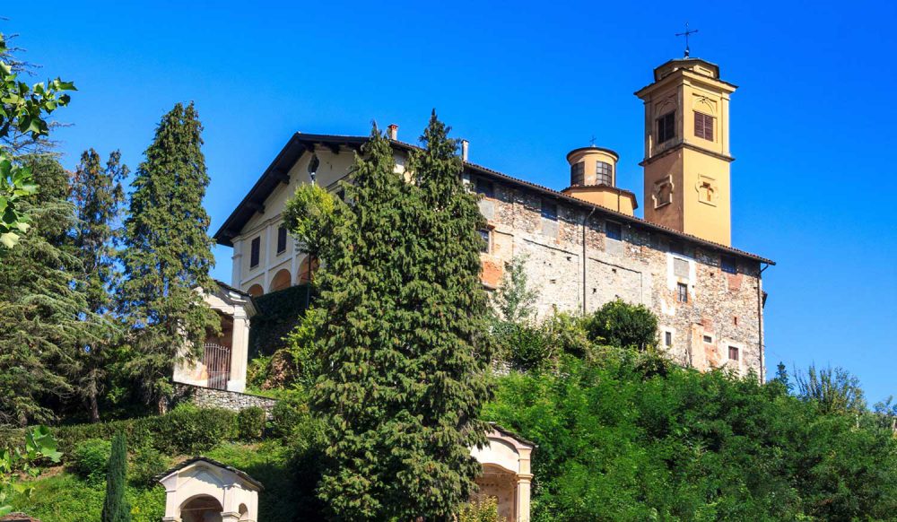 Borgo di Gattinara, Natura, Vino e Prestigiose Cantine
